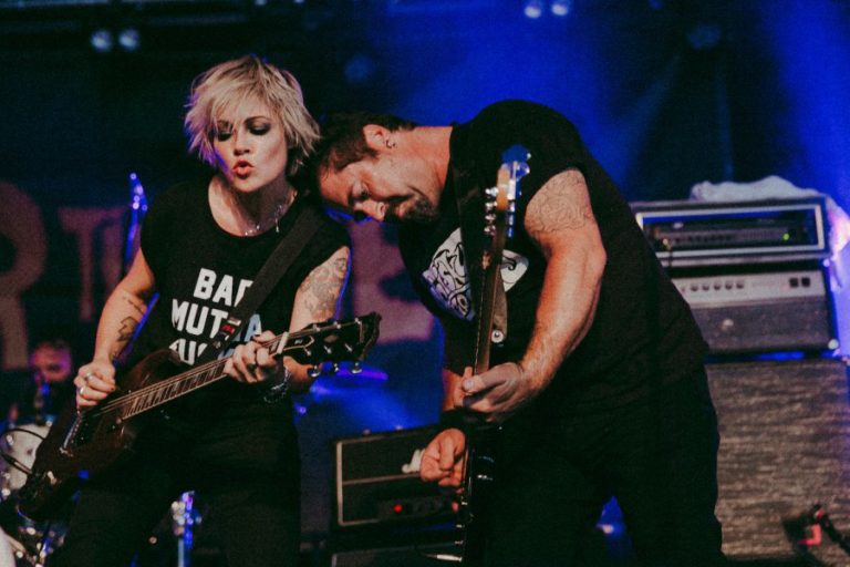 INTERVIEW: Sarah McLeod - The Superjesus - The Rockpit