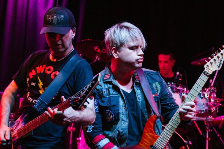 LIVE REVIEW: Paul Laine w/ The Radio Sun - Melbourne, January 17th 2019 ...