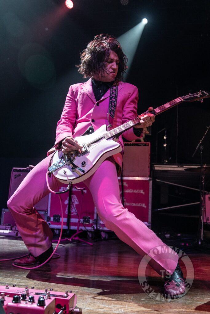 LIVE REVIEW: Bush with special guests Starcrawler the Fillmore ...