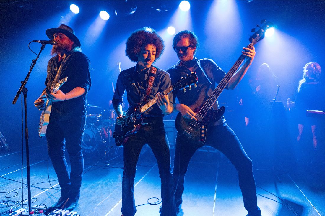 ROBERT JON AND THE WRECK Release 'Blame It On The Whiskey (Live)' - The ...