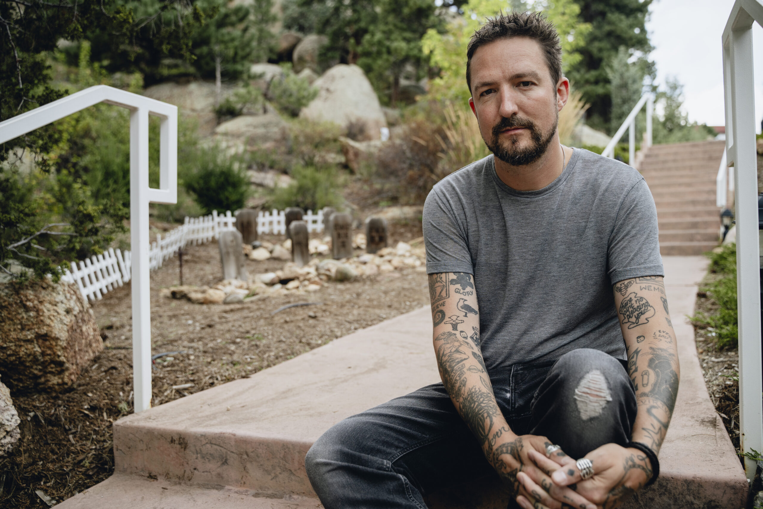 FRANK TURNER Releases New Single ‘GIRL FROM THE RECORD SHOP’ - The Rockpit