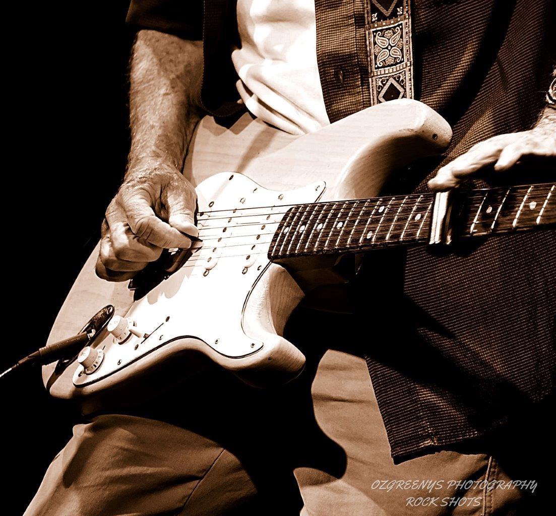 LIVE REVIEW: DAVE HOLE - Live in Yarra Valley - The Rockpit