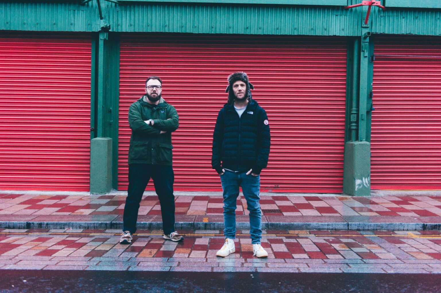 BEN OTTEWELL & IAN BALL FROM GOMEZ CELEBRATE 25 YEARS OF 'BRING IT ON ...