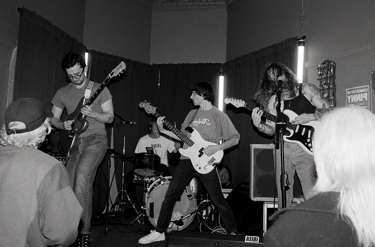 FAVOURED STATE Release Their Mighty DEBUT EP, ‘IT’S A MESS’ - The Rockpit