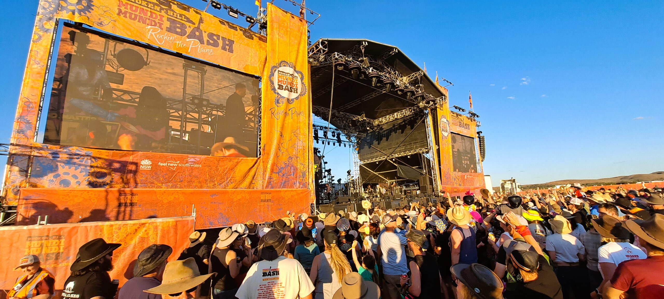 LIVE REVIEW: MUNDI MUNDI BASH Pre-Festival Day - The Rockpit