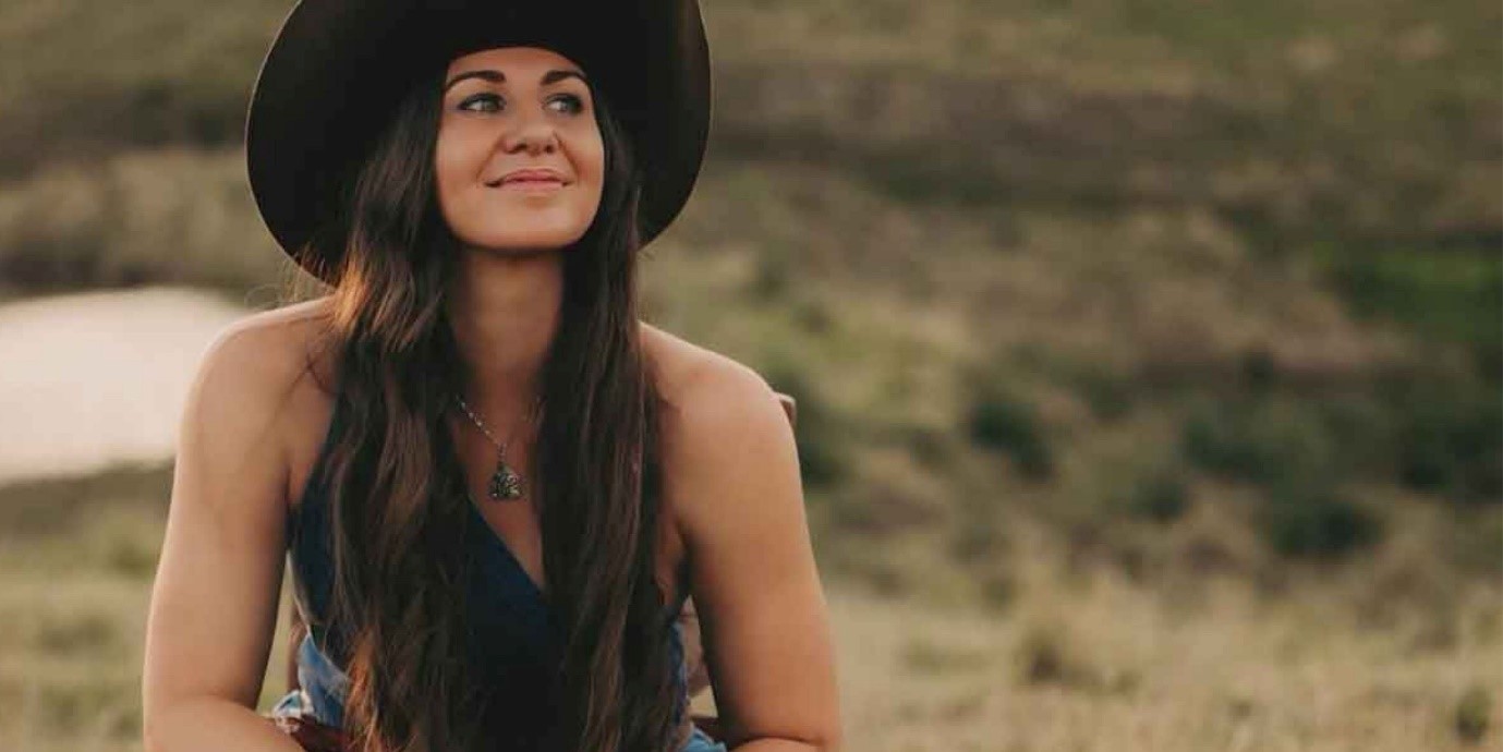 KATIE BROOKE Unveils New Single & Video 'A Little Dirt': A Reflective ...