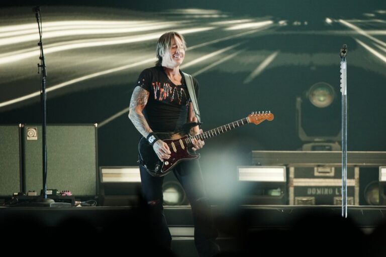 LIVE REVIEW: KEITH URBAN – High & Alive Tour With special guest Chase ...