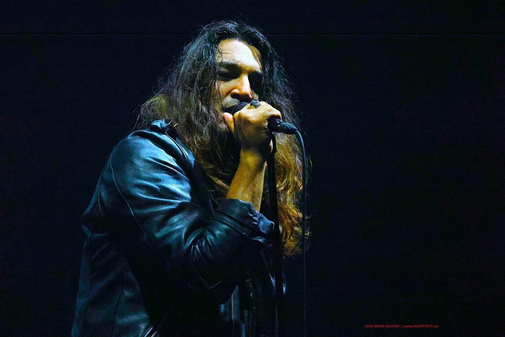 LIVE REVIEW: GIRISH AND THE CHRONICLES at Metro City, Perth - 28th ...